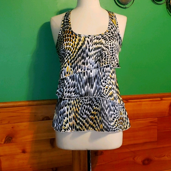 Bwear | Tops | B Wear Top | Poshmark